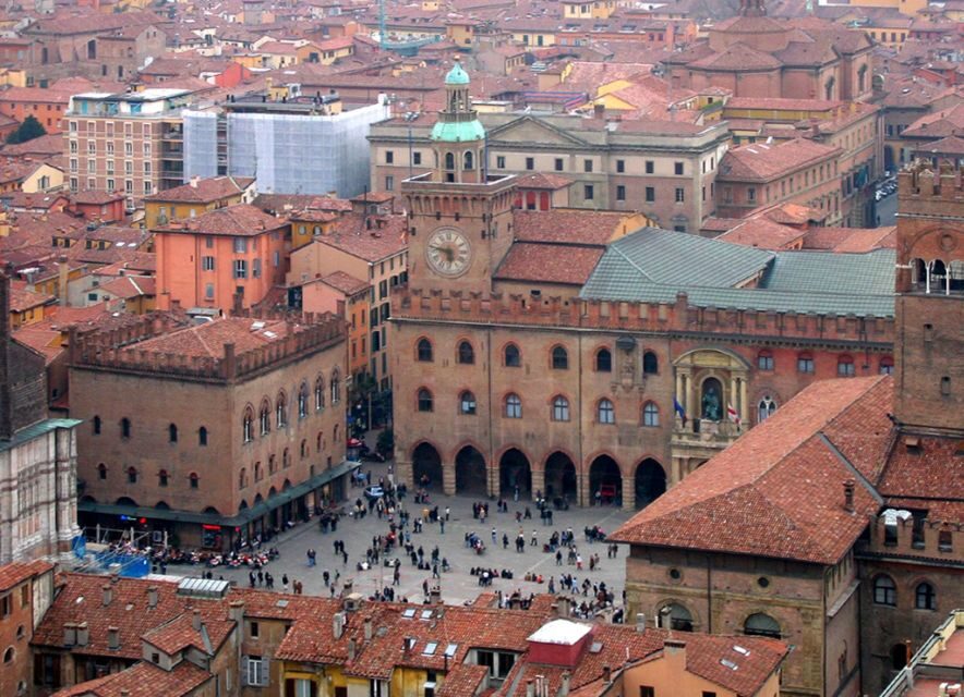 Private Bologna City & Europe Oldest University Guided Tour