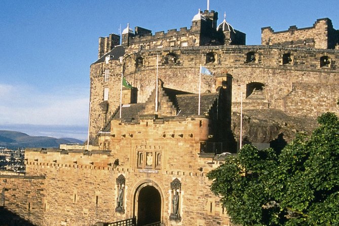 Private Edinburgh Tour for Families with a Local, 100% Personalized - Why Choose a Private Family Tour in Edinburgh?