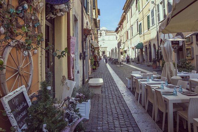 Private Tour Castel Gandolfo, Frascati with Wine Tasting - Key Points