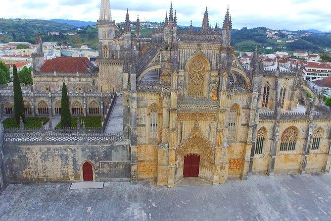 Private Tour Fatima-Batalha-Nazaré-Óbidos from Lisbon full day - An In-Depth Look at a Full-Day Private Tour from Lisbon to Fatima, Batalha, Nazaré, and Óbidos