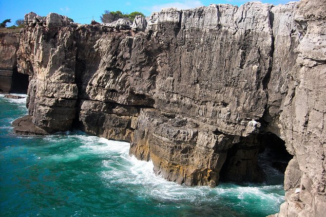 Private Tour from 1 to 8 people: Pena National Palace- Sintra-Cabo da Roca-Cascais - Key Points