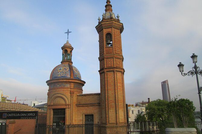 Private tour Royal Palace+Cathedral+Walk along the river+Triana neighbourhood - Detailed Breakdown of the Itinerary