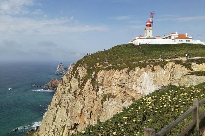 Private tour through the Romantic Sintra & Amazing Cabo da Roca & Cascais - Key Points