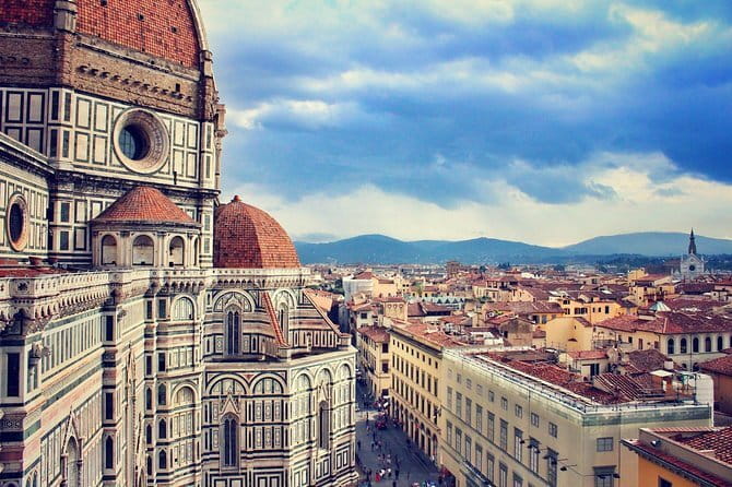 Private Transfer from Accommodation in FLORENCE to Accommodation in ROME - A Smooth Ride Between Two Italian Icons: Private Transfer from Florence to Rome
