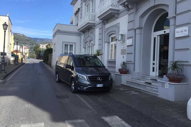 Private Transfer from Sorrento area to Rome - The Experience of the Ride