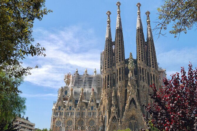 Private Transfer from Valencia to Barcelona with 2-hour stop in Tarragona