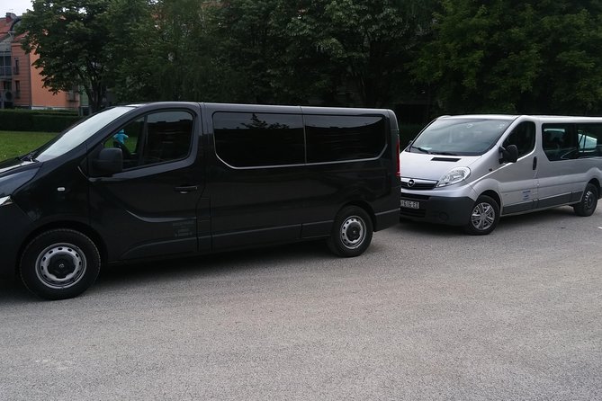 PRIVATE TRANSFER: From Zagreb to Split with Plitvice Lakes tour - A Practical and Enjoyable Journey from Zagreb to Split with a Stop at Plitvice Lakes