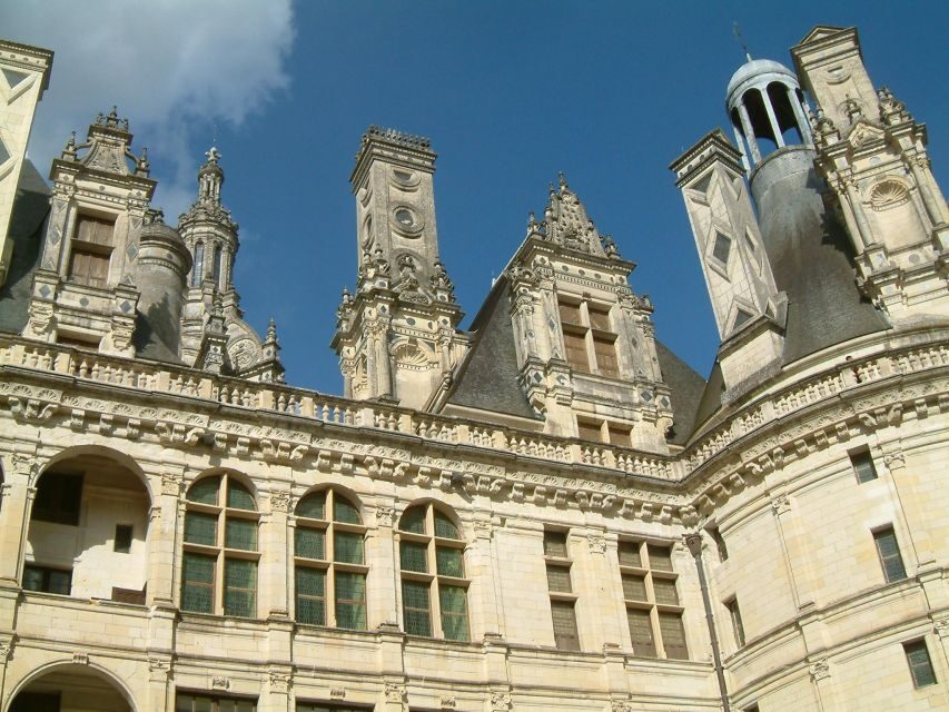 Private visit of the Loire Valley Castles from Paris