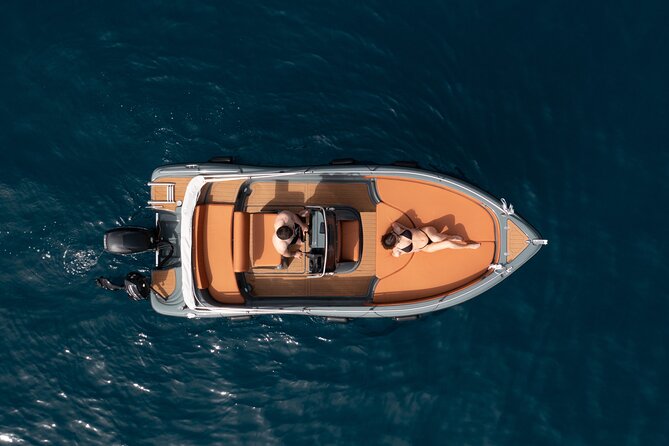 Ranieri Soverato Boat Rental in Santorini -License free- Be a Captain for a day - A Closer Look at the Ranieri Soverato Boat Rental Experience