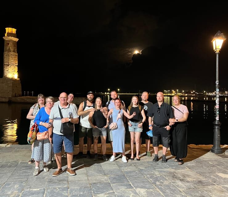 Rethymno Scavenger Hunt: Pirates, Food, Alcohol & Treasures