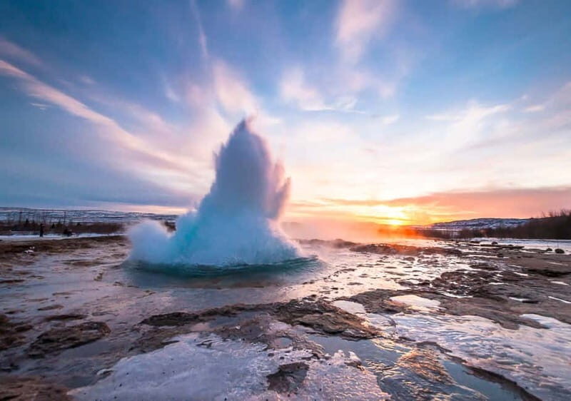 Reykjavík: Golden Circle & Secret Lagoon Day Trip with Lunch