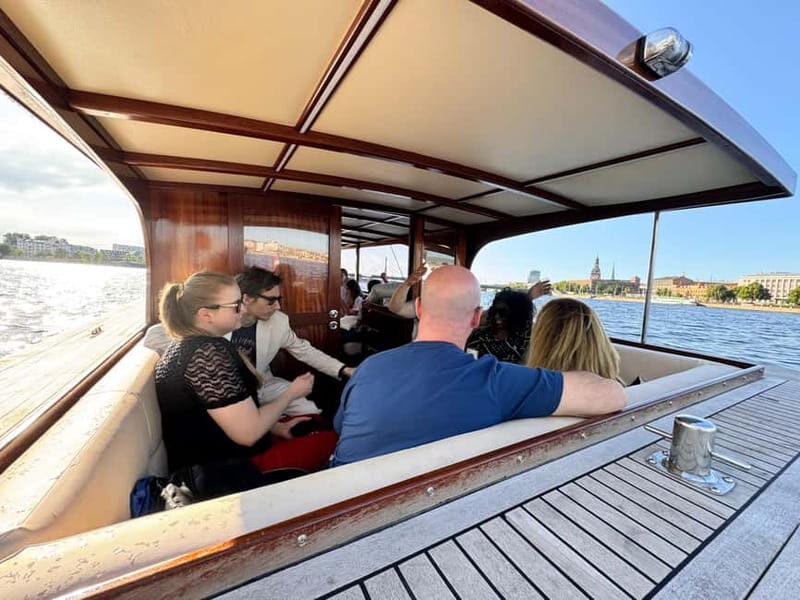 Riga: Private VIP Boat Tour on the Daugava River
