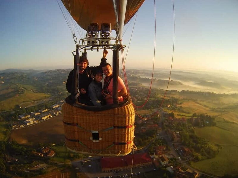 Rome: Hot-Air Balloon Flight over the Tiber Valley - What Travelers Can Expect on This Balloon Ride