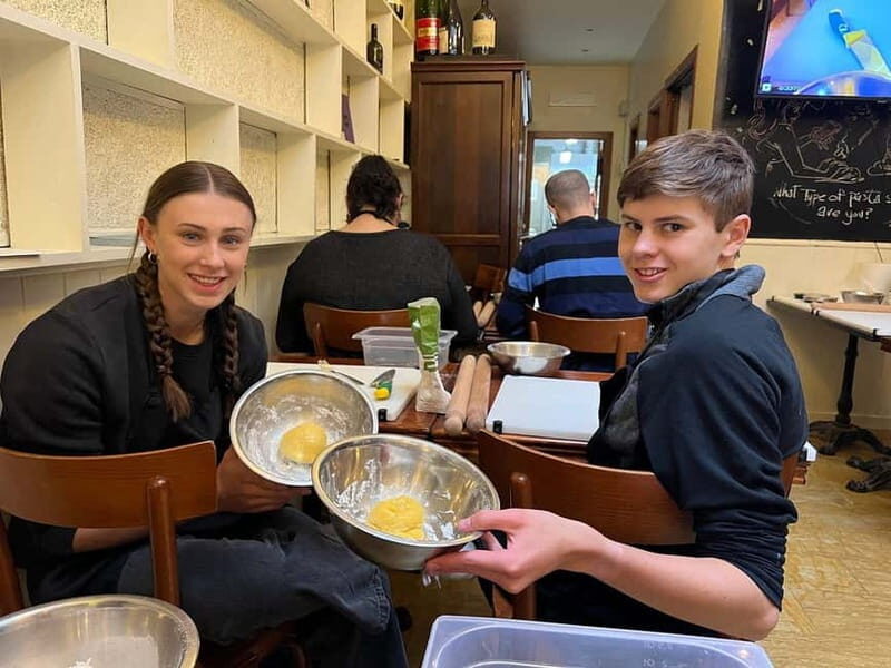Rome: Pasta Cooking Class with Wine, Coffee, and Limoncello