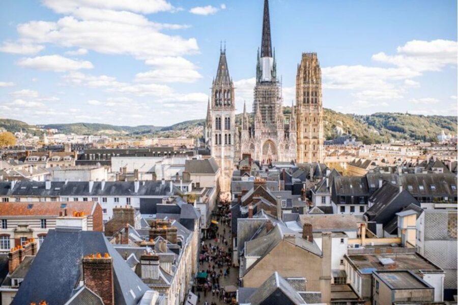 Rouen: Private custom tour with a local guide