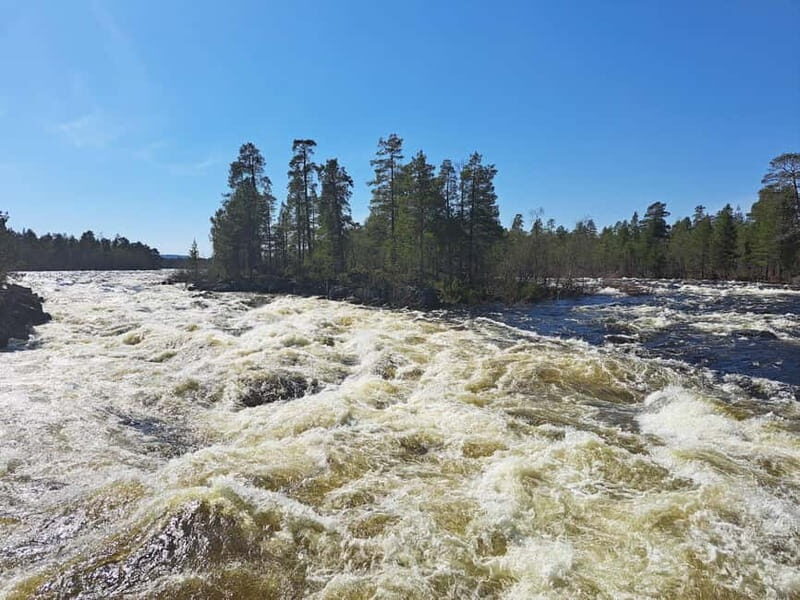 Saariselkä: Trip to Jäniskoski and Sámi Museum Siida
