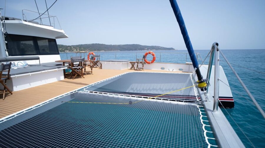 Saint Raphael: Meal & Full Day cruise to the Lérins Islands