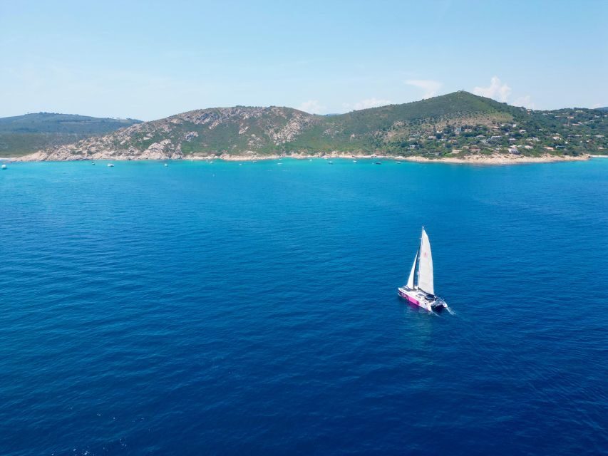 Saint Tropez: Evening Catamaran Party with Welcome Drink