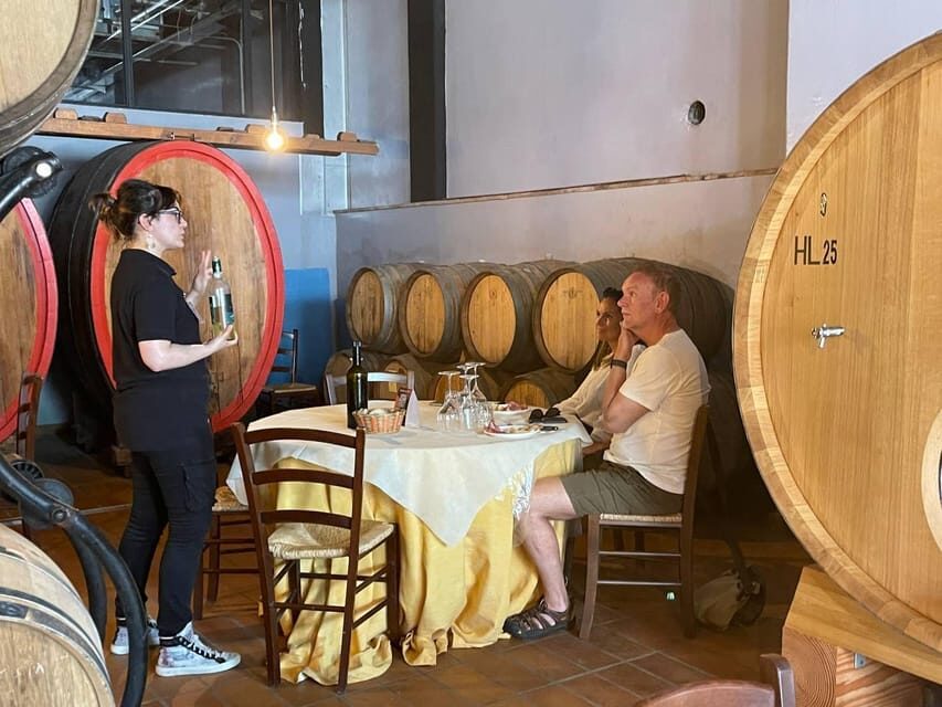 San Gimignano: Private Vintage Beetle Car Tour with Wine