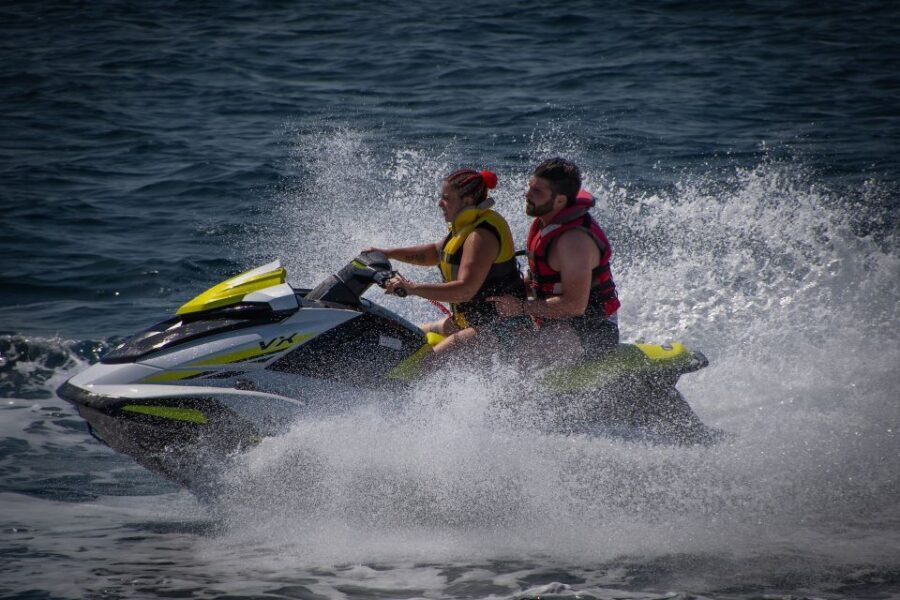 Santorini: Perivolos Beach Jet Ski Rental
