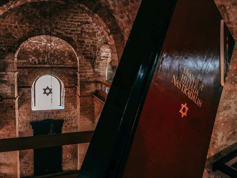 Sarajevo: Jewish Heritage Tour with Entry Tickets