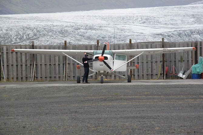 Scenic Airplane flight around Skaftafell National Park