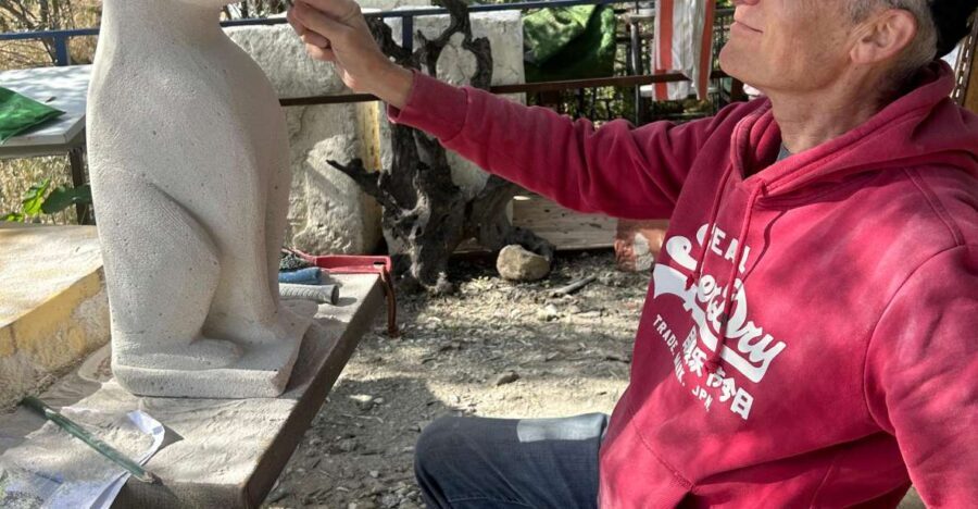 sculpting art experience in Italy,class in sculpture gardens