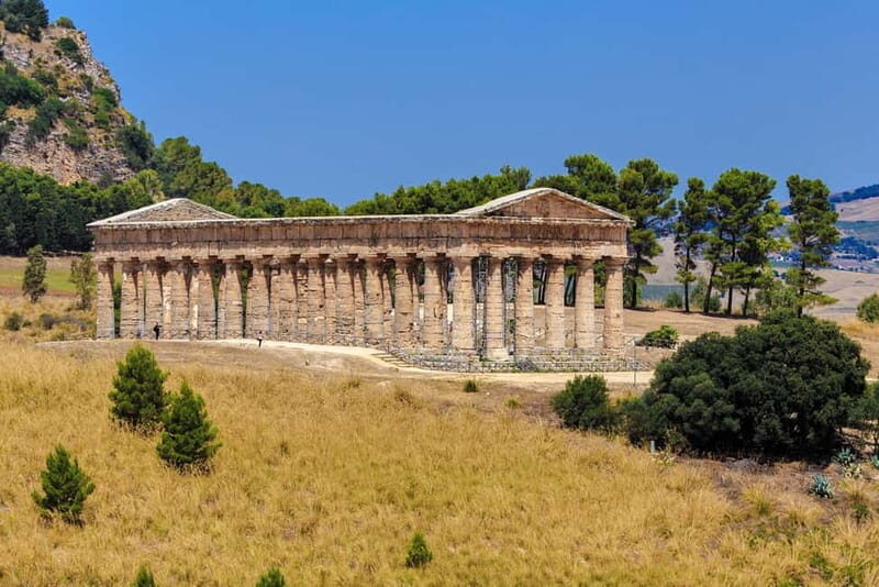 Segesta: Archeological Park Entry Ticket and App Audioguide