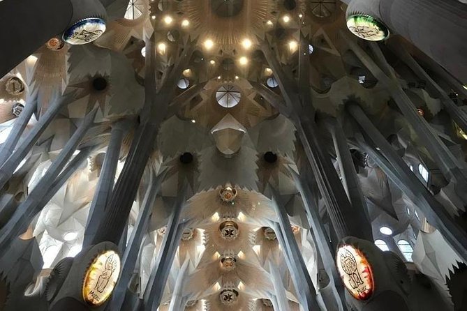 Skip The Line : La Sagrada Familia Guided Tour - Key Points