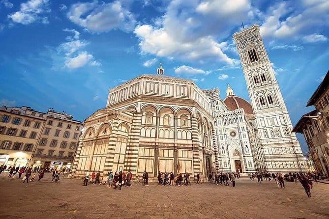 Skip the line: Uffizi small group and walking tour of Florence - Key Points