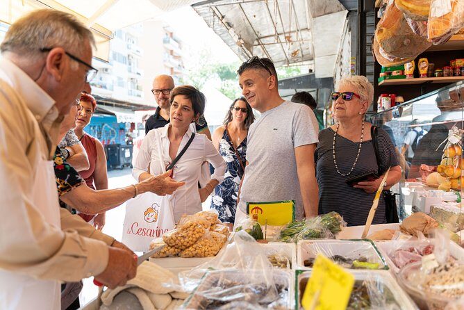 Small Group Market tour&Dining Experience at Cesarina's home in Vietri sul Mare
