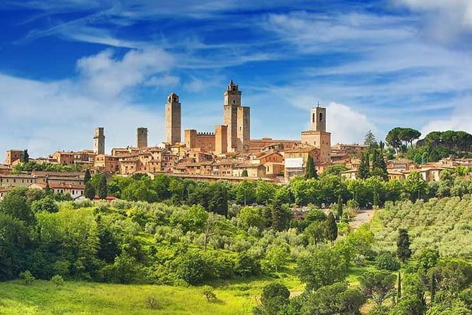 Small-Group Vernaccia di San Gimignano Wine Tour - White and Red Wines - Discover the Charm of Tuscany on a Small-Group Vernaccia di San Gimignano Wine Tour