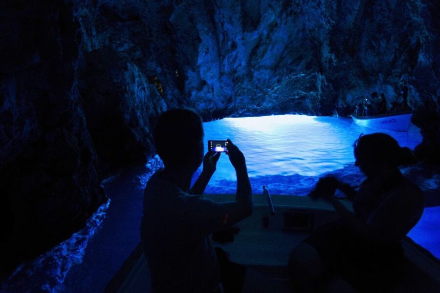 Split: Blue Cave, 5 Islands, & Snorkeling Speedboat Tour