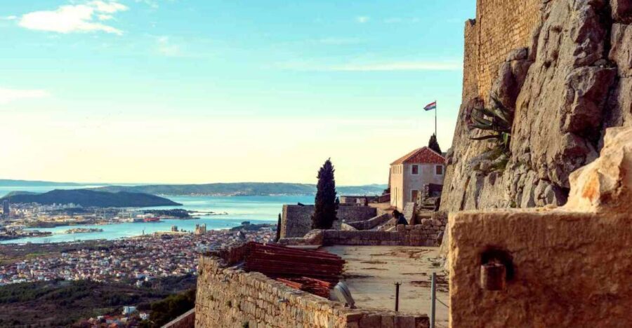 Split: Klis Sunset Sightseeing Bus Tour - FAQs
