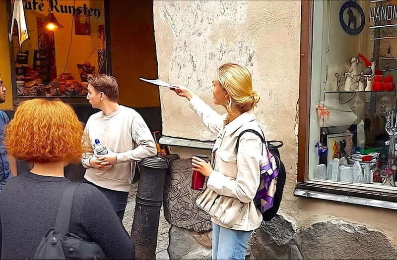 Stockholm: Old Town Walking Tour with Local Guide