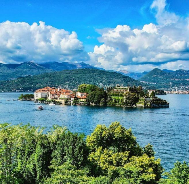 Stresa: Isola Madre and Isola Bella Hop-On Hop-Off Boat Tour