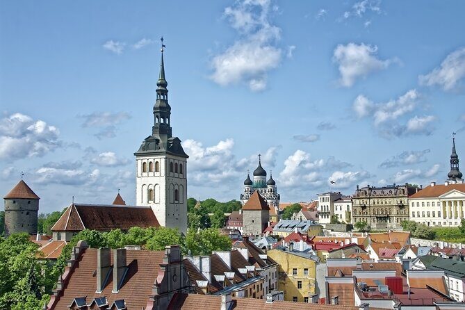 Tallinn to Riga - Sightseeing transfer