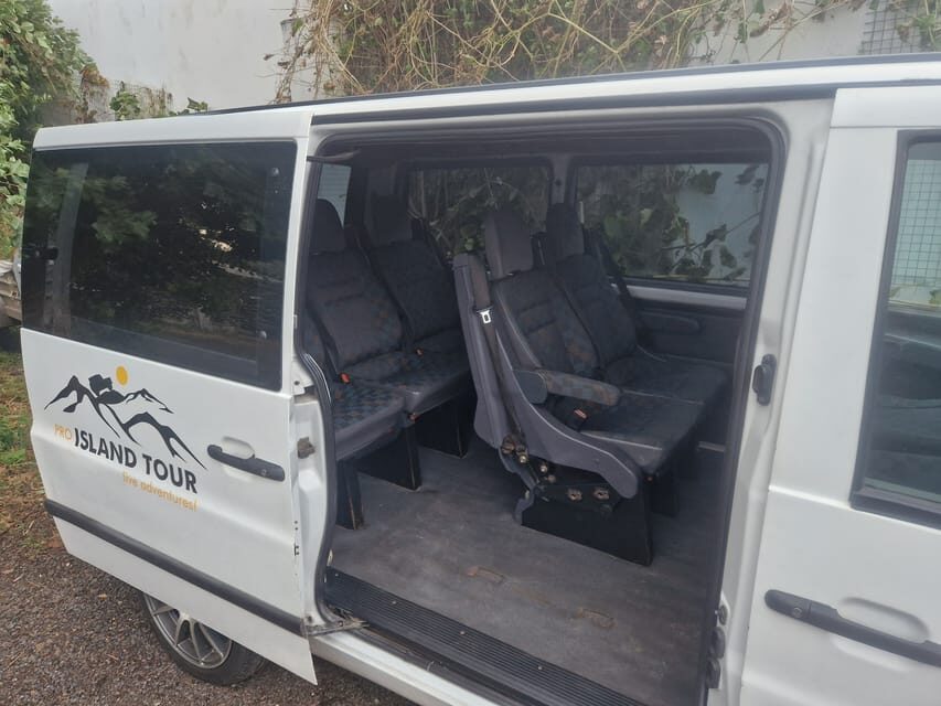 Terceira Island: Full Day Van Tour with Traditional Lunch