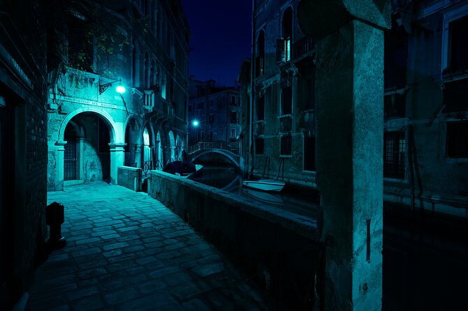 The Dark Side of Venice: Mysteries and Legends - Discover the Dark Side of Venice: Mysteries and Legends