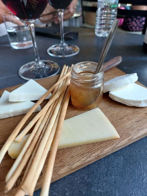Thessaloniki: Small-Group Wine Tasting Tour with Appetizers