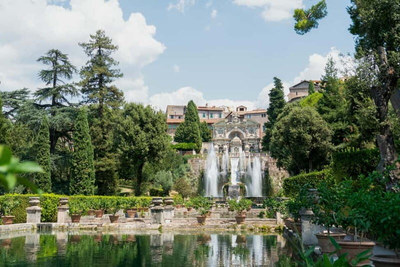 Tivoli Day Tour: Discover Hadrian's Villa and Villa d'Este