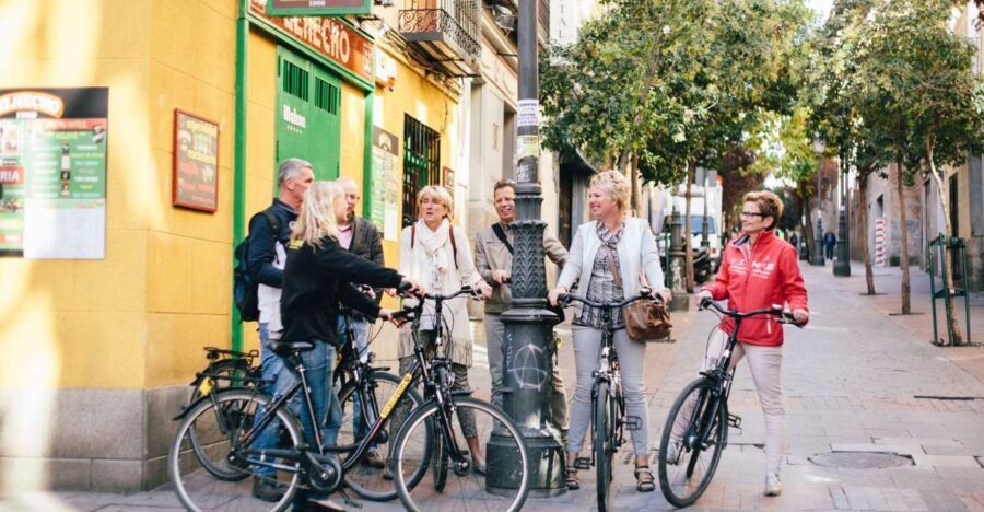 Top highlights of Madrid Bike Tour- 3hrs (e-bike optional)