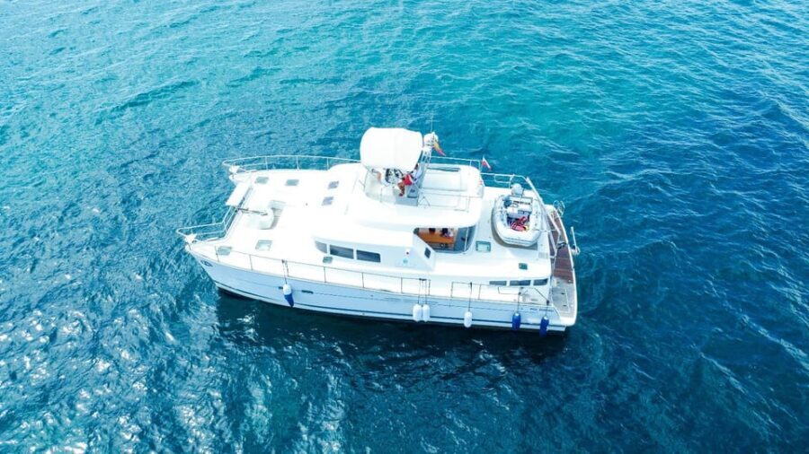 Torrevieja: Isabel alba catamaran tour 4 hours