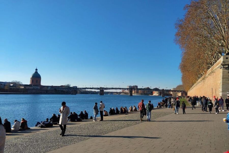 Toulouse panorama, electric bike ride and cable car