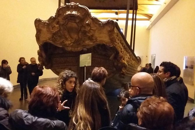 Tour in the Charterhouse of St. Martin and Pedamentina with an art expert - Key Points