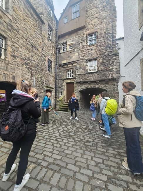 Tour of Edinburgh's Royal Mile - Whats Included and Practical Details