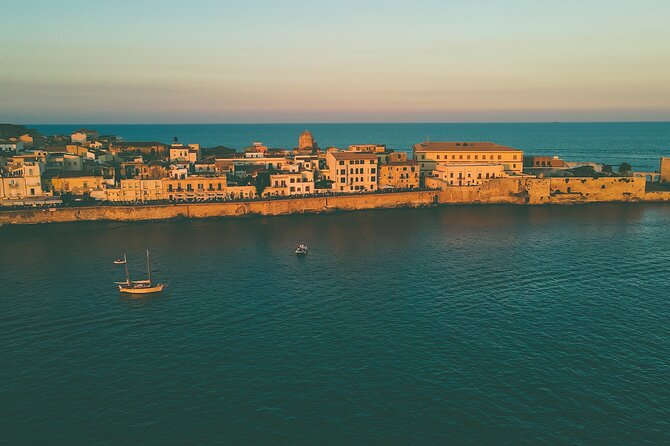 Tour of Ortigia and sea caves by boat in Syracuse - Key Points: