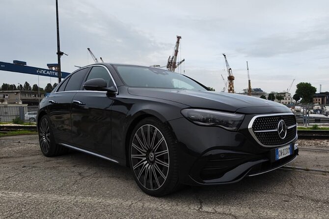 Transfer by luxury car from Venice to Trieste - The booking process and what it entails