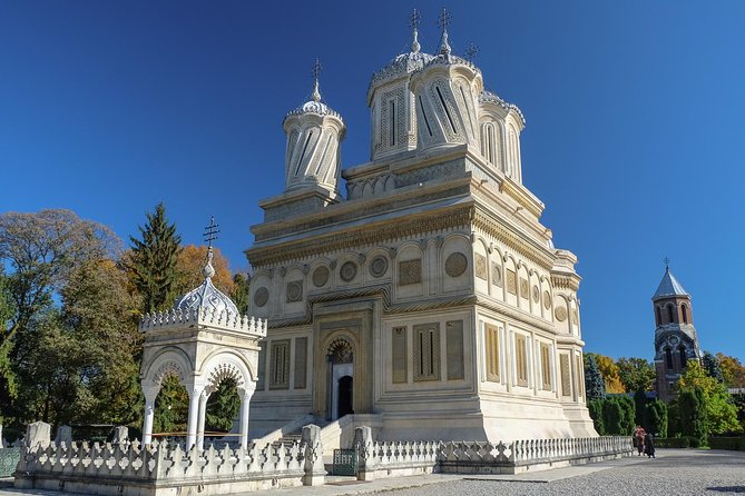 Transylvania Day Trip from Bucharest: In Search of Count Dracula - Key Points