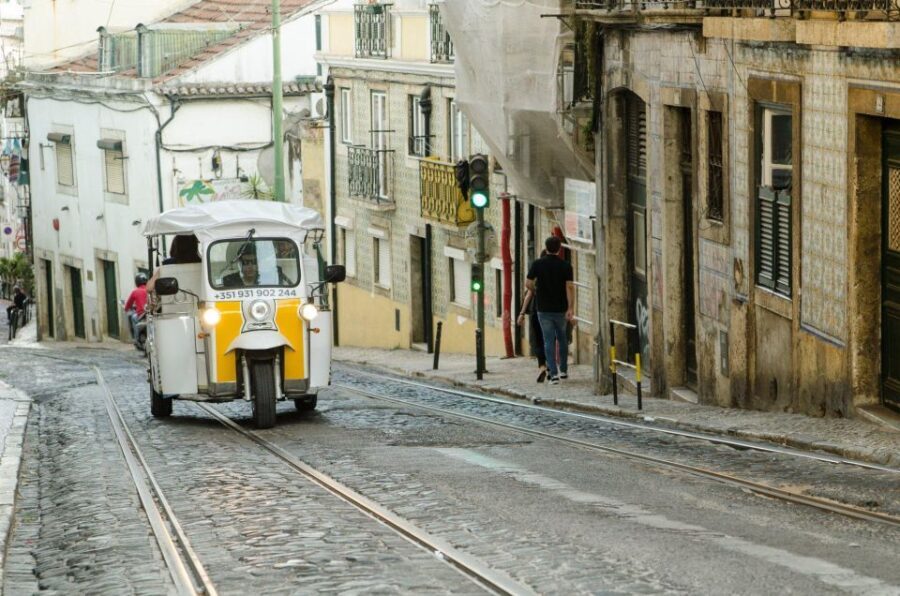 Travel to the Medieval part of Lisbon by Tuk Tuk - Who This Tour Is Perfect For